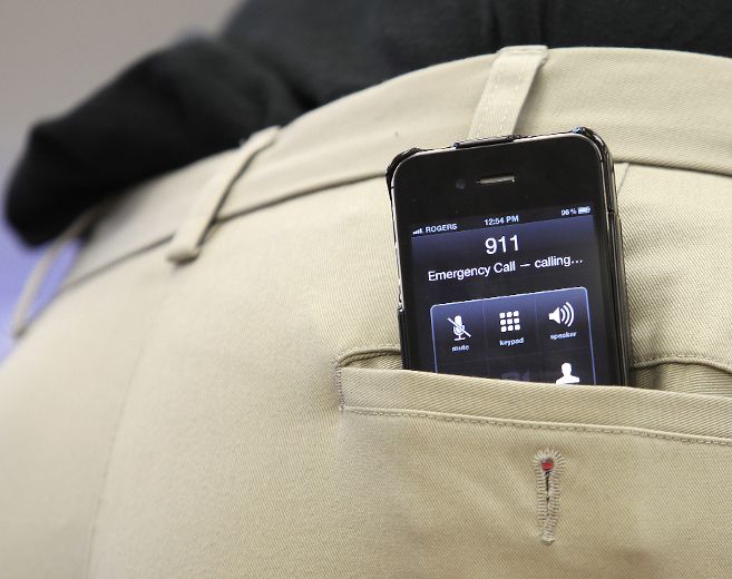 Keep your phones close on the TTC | Toronto Sun