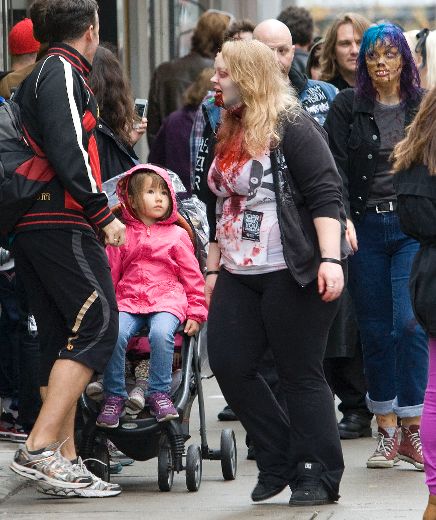 Toronto's 10th annual Zombie Walk | Toronto Sun