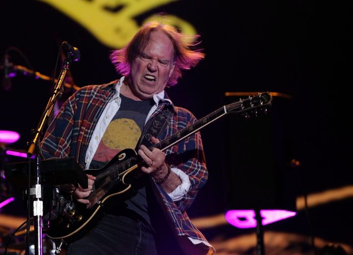 Neil Young planning second memoir | Toronto Sun