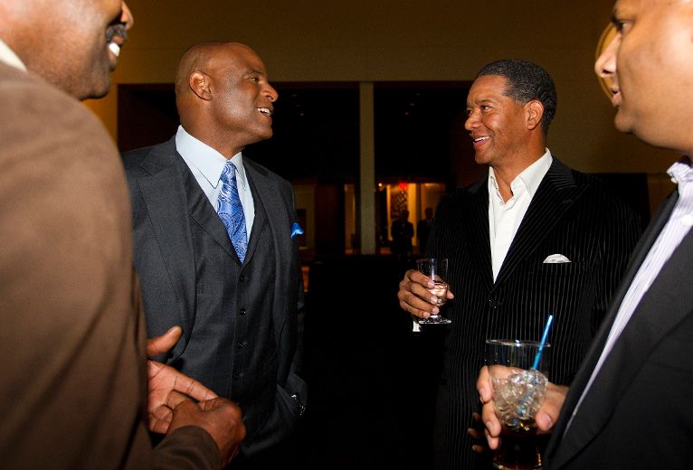 Edmonton Eskimos great Warren Moon remembers team like family ...