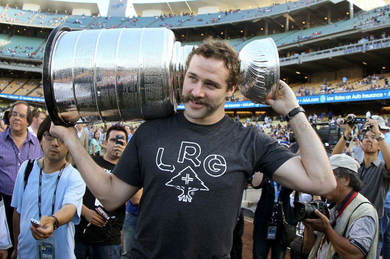 Dustin Penner expands his resume with Conan gig | Winnipeg Sun