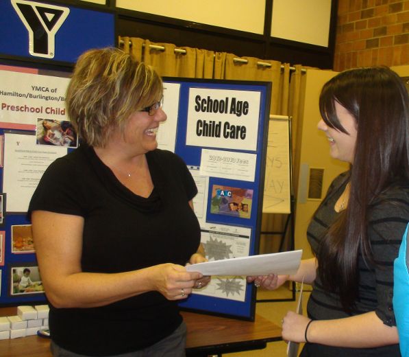 Eager to land a gig at the job fair | Brantford Expositor