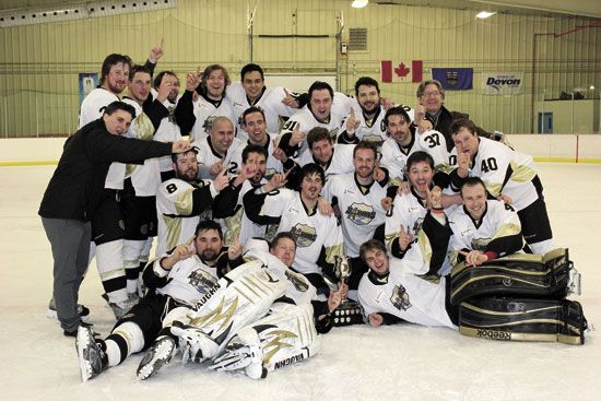 Devon Barons win North Central Hockey League championship | Devon Dispatch