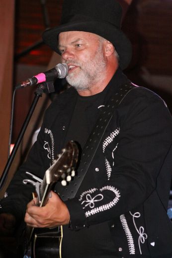 Eaglesmith travelling show at Gunners Club | Brantford Expositor