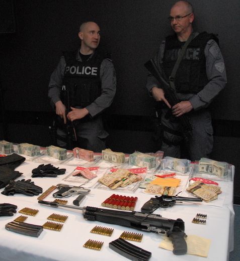 Three GTA men charged in string of armed bank robberies | Toronto Sun