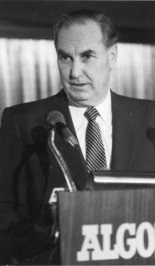 John Macnamara dies at 88; son remembers a great dad and devoted ...