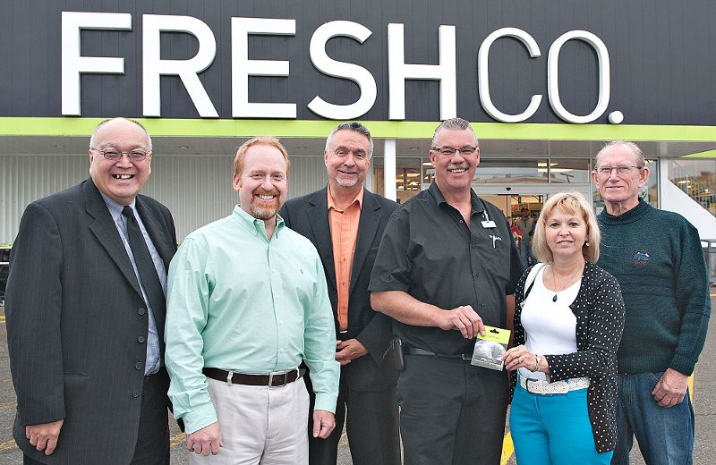 Freshco Fresher Than Ever Grocery Giveway Winner | Brantford Expositor