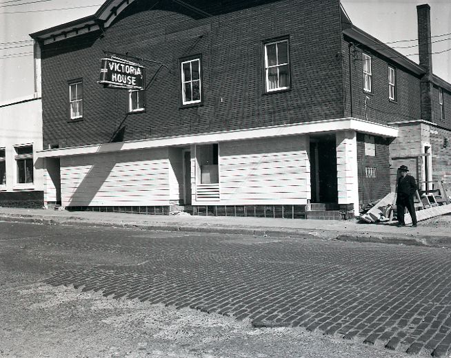 King Chow, the last of five Chow brothers who ran 'The Vic' passes away ...