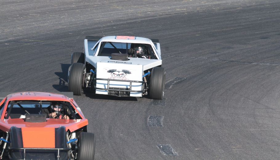 Oicle overtakes Furkey with two laps to go | Sault Star