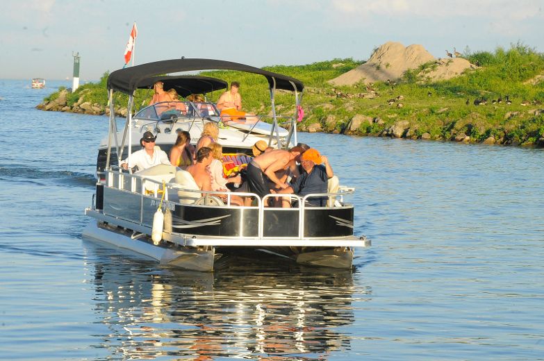 Hundreds of boaters gather at Pottahawk | Brantford Expositor