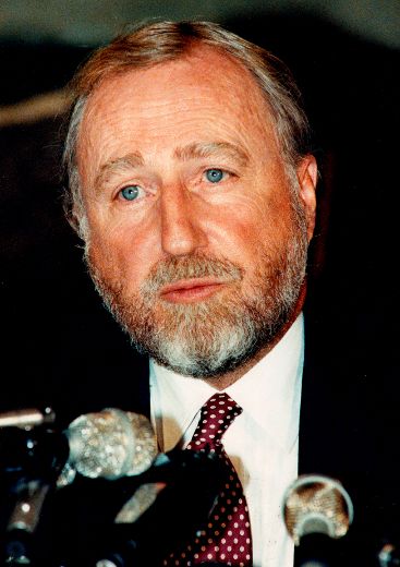 Ex-Edmonton Oilers owner seeking stem cell research to improve eye ...