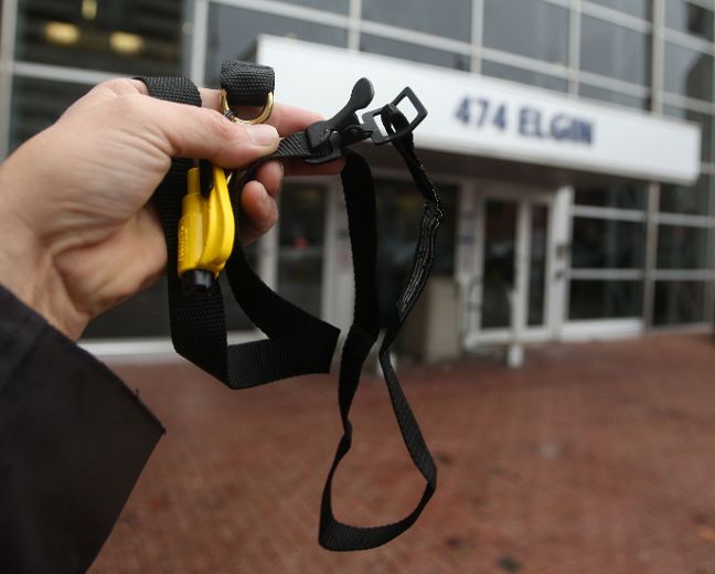 Ottawa Police turn to restraints to 'Hobble' criminals | Ottawa Sun