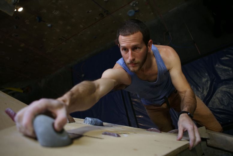 Climber to scale equivalent of Mount Everest | The Kingston Whig Standard