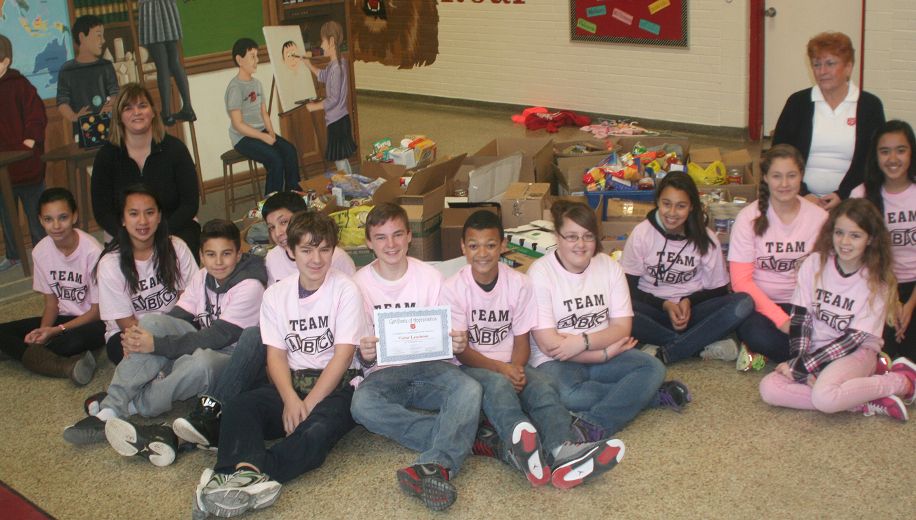 Victor Lauriston supports Salvation Army | Chatham This Week