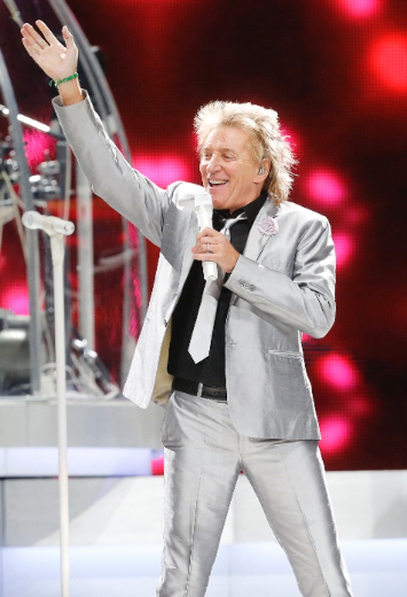 Rod Stewart brings Vegas to Toronto | Toronto Sun