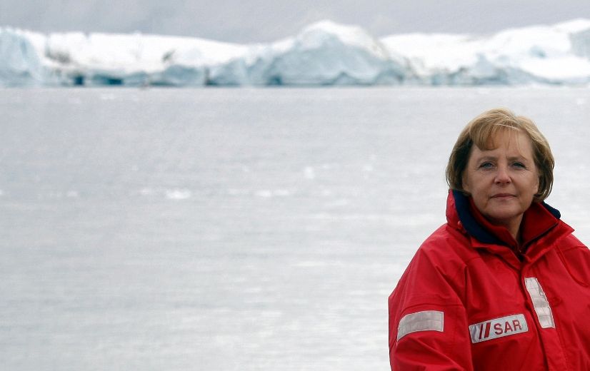 Germany's Angela Merkel fractures pelvis skiing | Toronto Sun