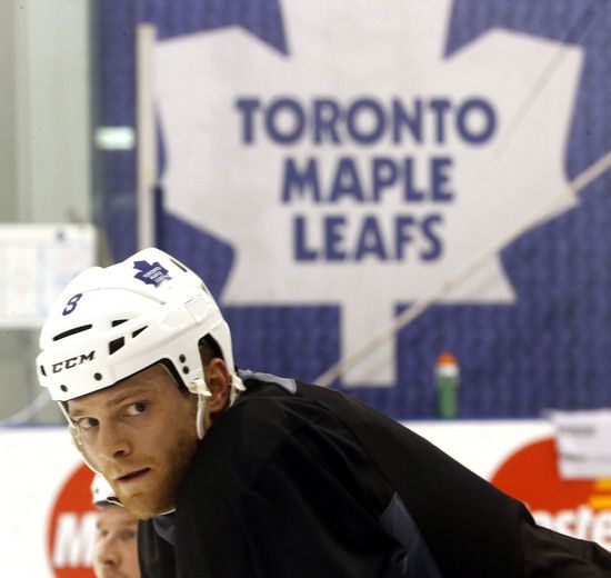 New Leaf Tim Gleason needs to just play his own game in in debut ...