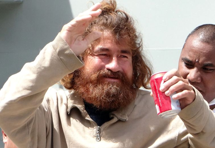 Castaway returns home after year adrift in Pacific | Toronto Sun