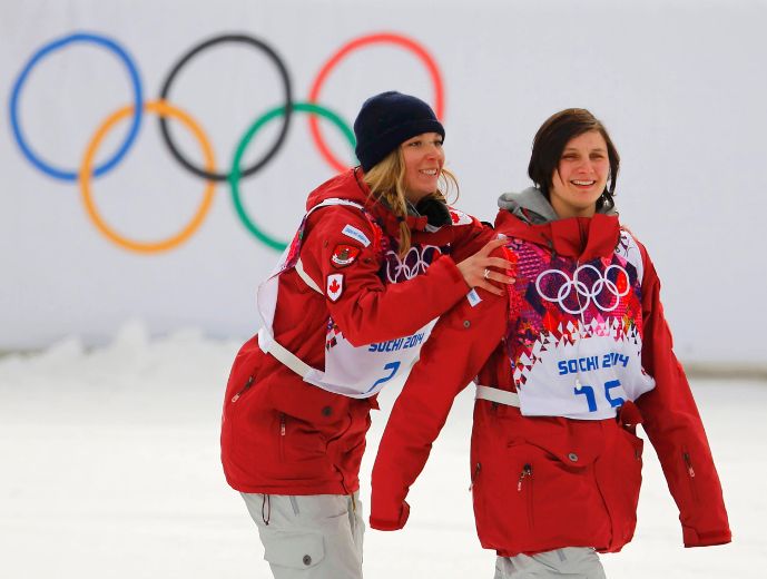 Canadian freestyle skier Dara Howell wins gold | Toronto Sun