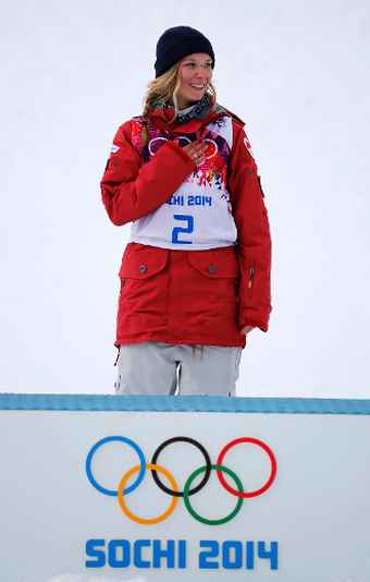 Canadian freestyle skier Dara Howell wins gold | Toronto Sun