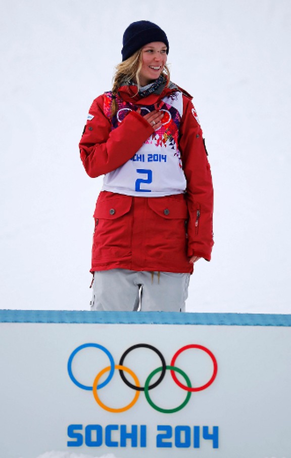 Canadian freestyle skier Dara Howell wins gold | Toronto Sun