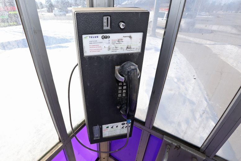 Phone booths are down in Edmonton but not completely out | Edmonton Sun