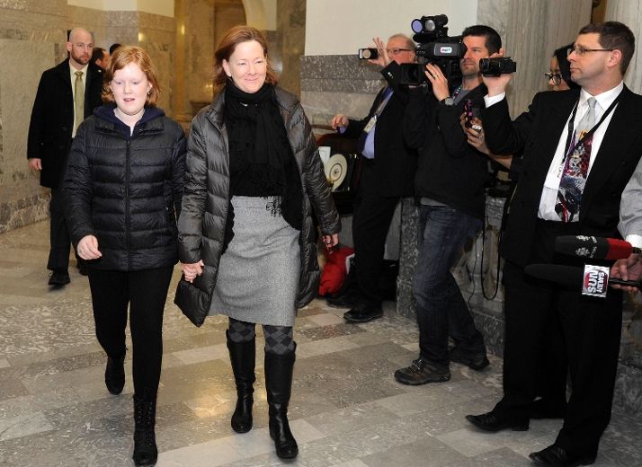 Ex-Alberta premier Alison Redford visits legislature day after ...