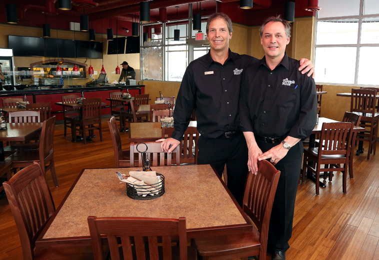 Toppers opens new dine-in location in Chelmsford | Sudbury Star