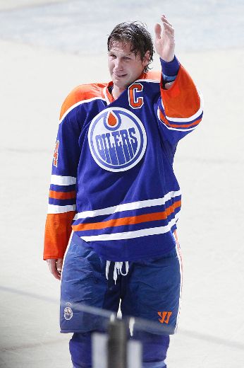 LIVE COVERAGE: Edmonton Oilers host the Vancouver Canucks | Edmonton Sun