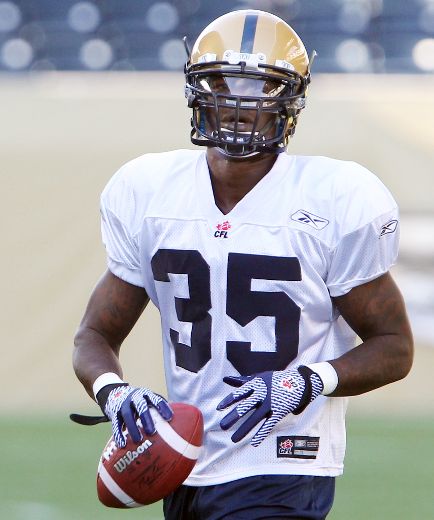 Bombers cut ex-NFL'er Kevin Smith | Winnipeg Sun