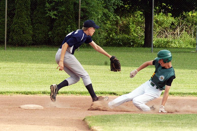 Dresden beats Wallaceburg in Midget baseball action | Wallaceburg ...