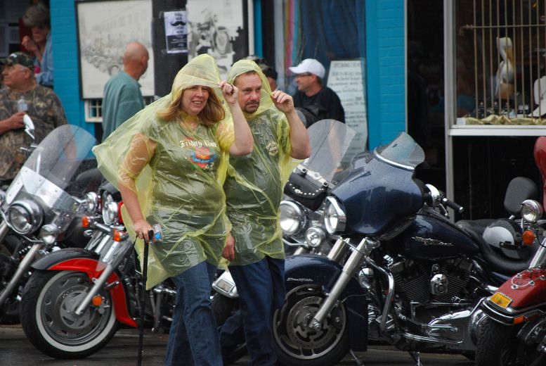 Thousands of bikers converge on Lake Erie town for Friday the 13th ...