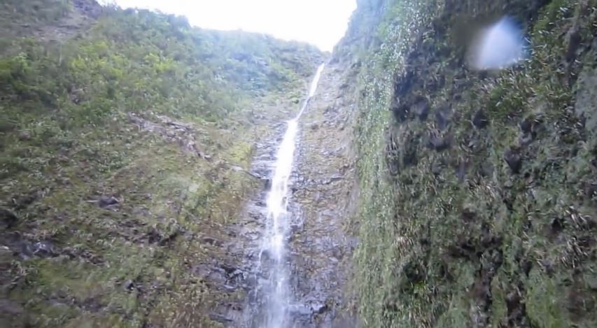 Canadian dies in Indian Ocean island landslide | Toronto Sun