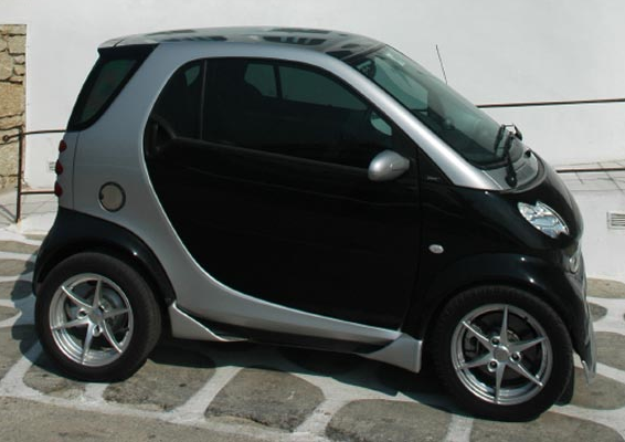 Smart car speedster, charged with racing | The Woodstock Sentinel Review