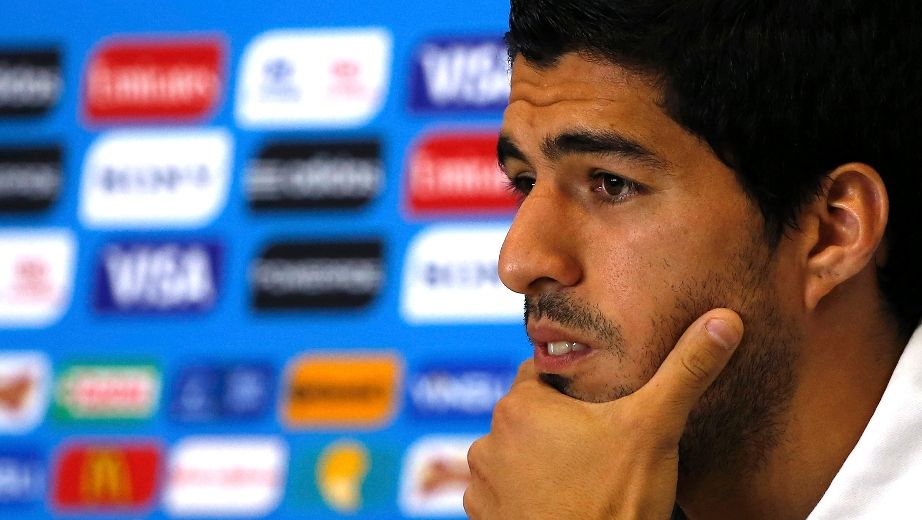 Even with smoking gun, FIFA misses the mark on Suarez ban | Toronto Sun