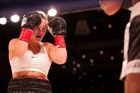 Jelena Mrdjenovich successfully defends WBC Featherweight title in ...