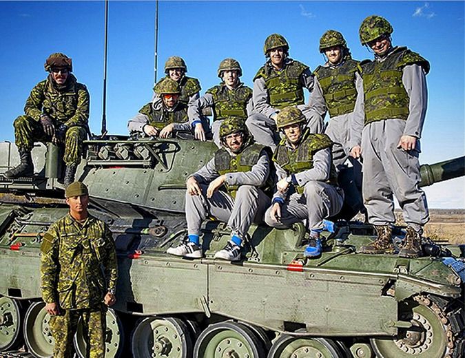 Oilers players bond over military tanks, exercises at CFB Wainwright ...