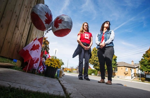Hundreds line highway to pay respect to fallen soldier | Toronto Sun