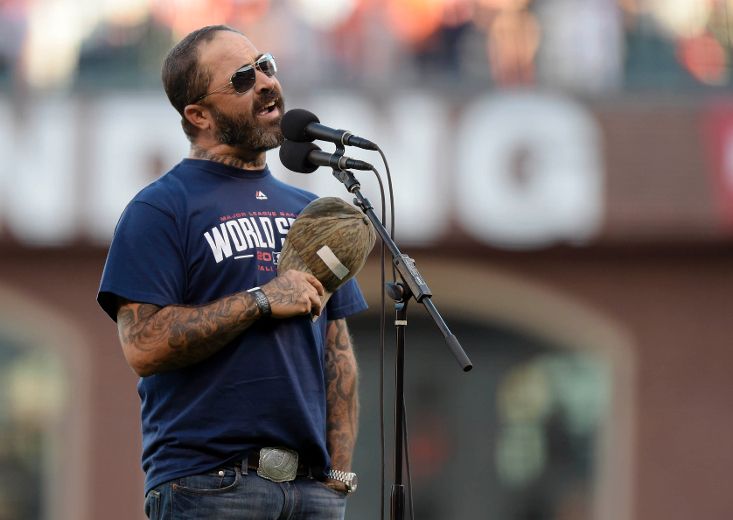 Singer apologizes for screwing up World Series anthem | Toronto Sun