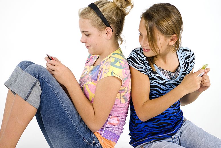 Pushy play dates challenge people-pleaser | Toronto Sun