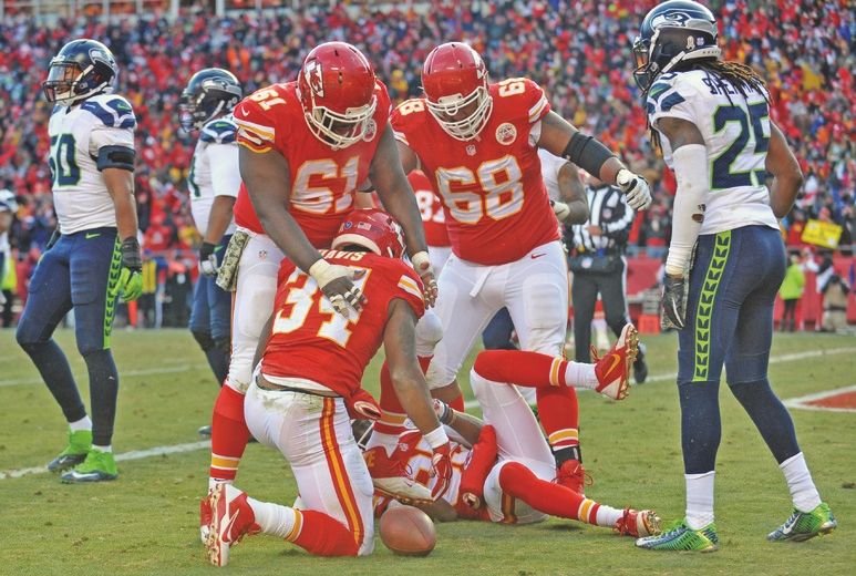 Chiefs run over the defending champions | Toronto Sun