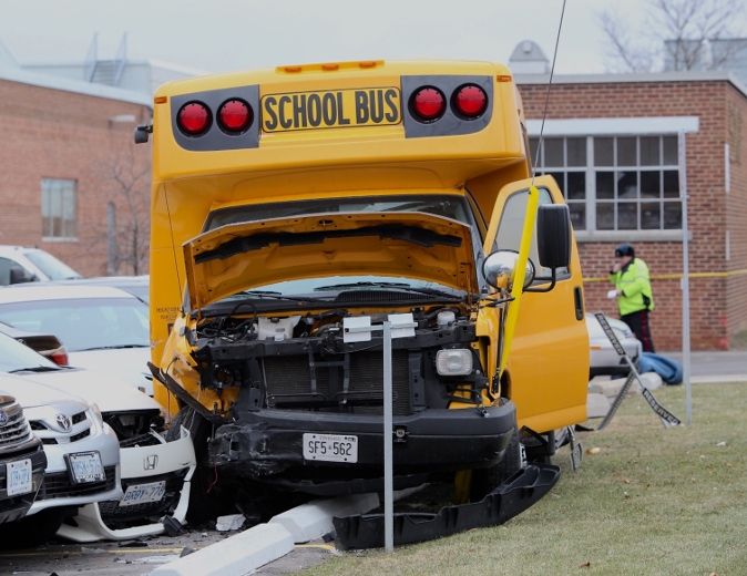 School bus smashes into cars, pedestrian | Toronto Sun