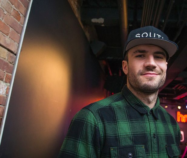 Sam Hunt: Football discipline helped with country music career ...