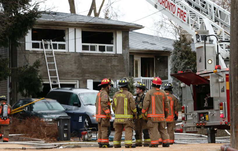 Man feared dead in North York house fire | Toronto Sun