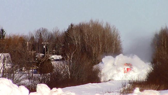 Now THIS is how you plow snow: Train demolishes snow bank | Toronto Sun