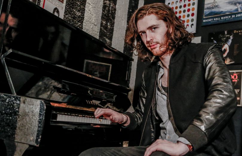 Hozier talks about journey from attic to stage | Toronto Sun