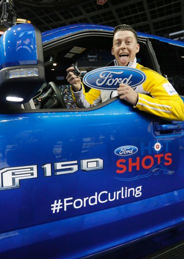 Manitoba`s Colin Hodgson the hot lead at 2015 Brier | Edmonton Sun