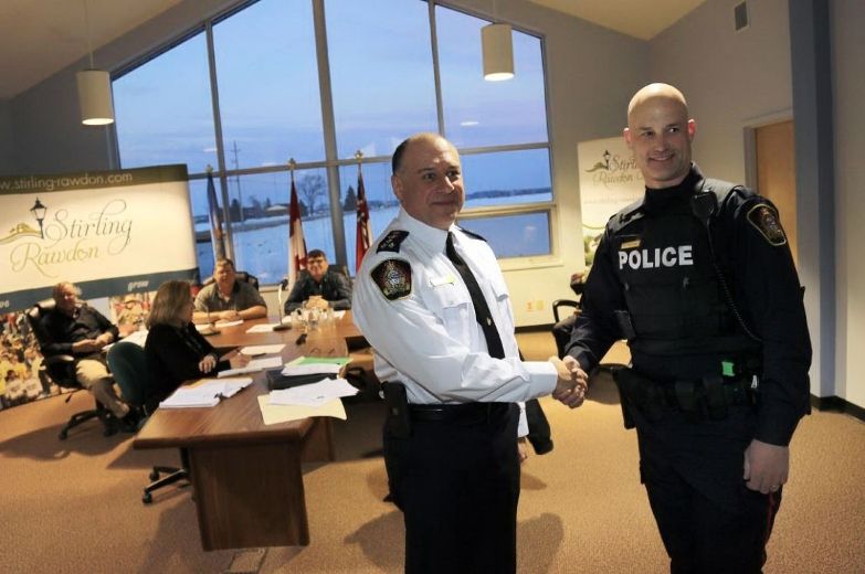 Stirling police officer a hero | Belleville Intelligencer