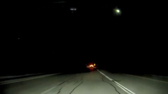 Fireball caught on camera, lights up European skies | Toronto Sun