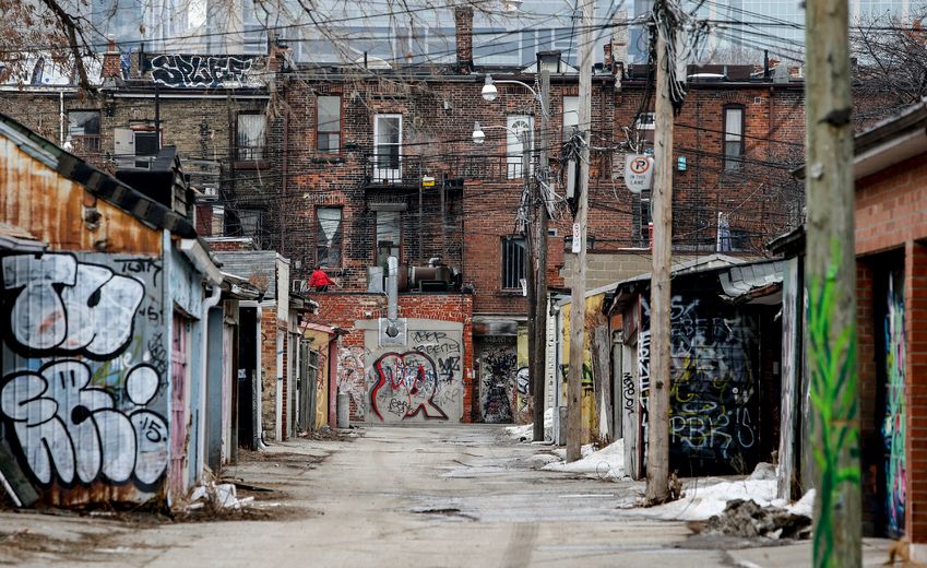 City in never-ending struggle with graffiti | Toronto Sun